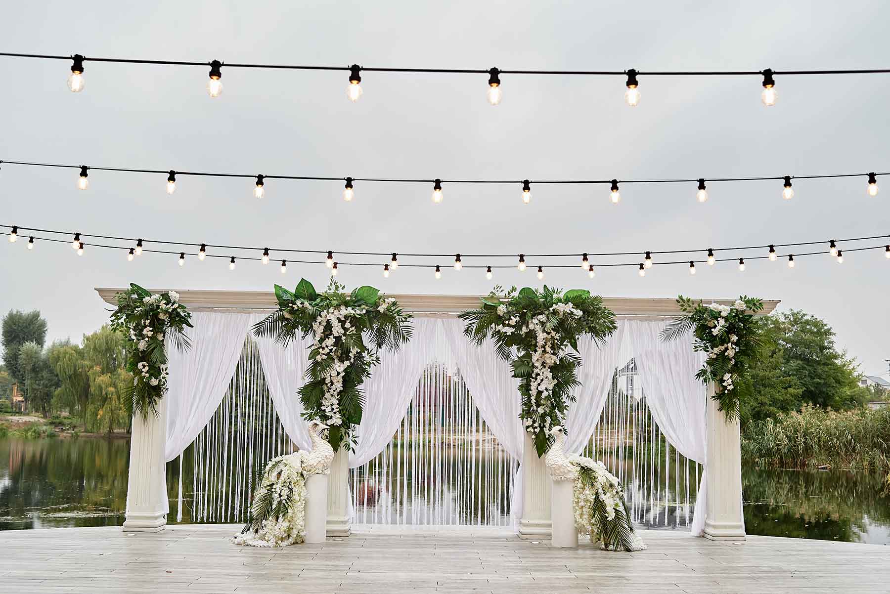 Spring Wedding Ideas to Create an Unforgettable Vibe - Joy