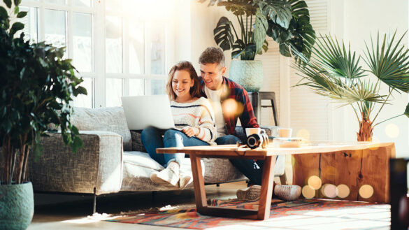 Essential Features to Add When Customizing Your Wedding Site - Joy