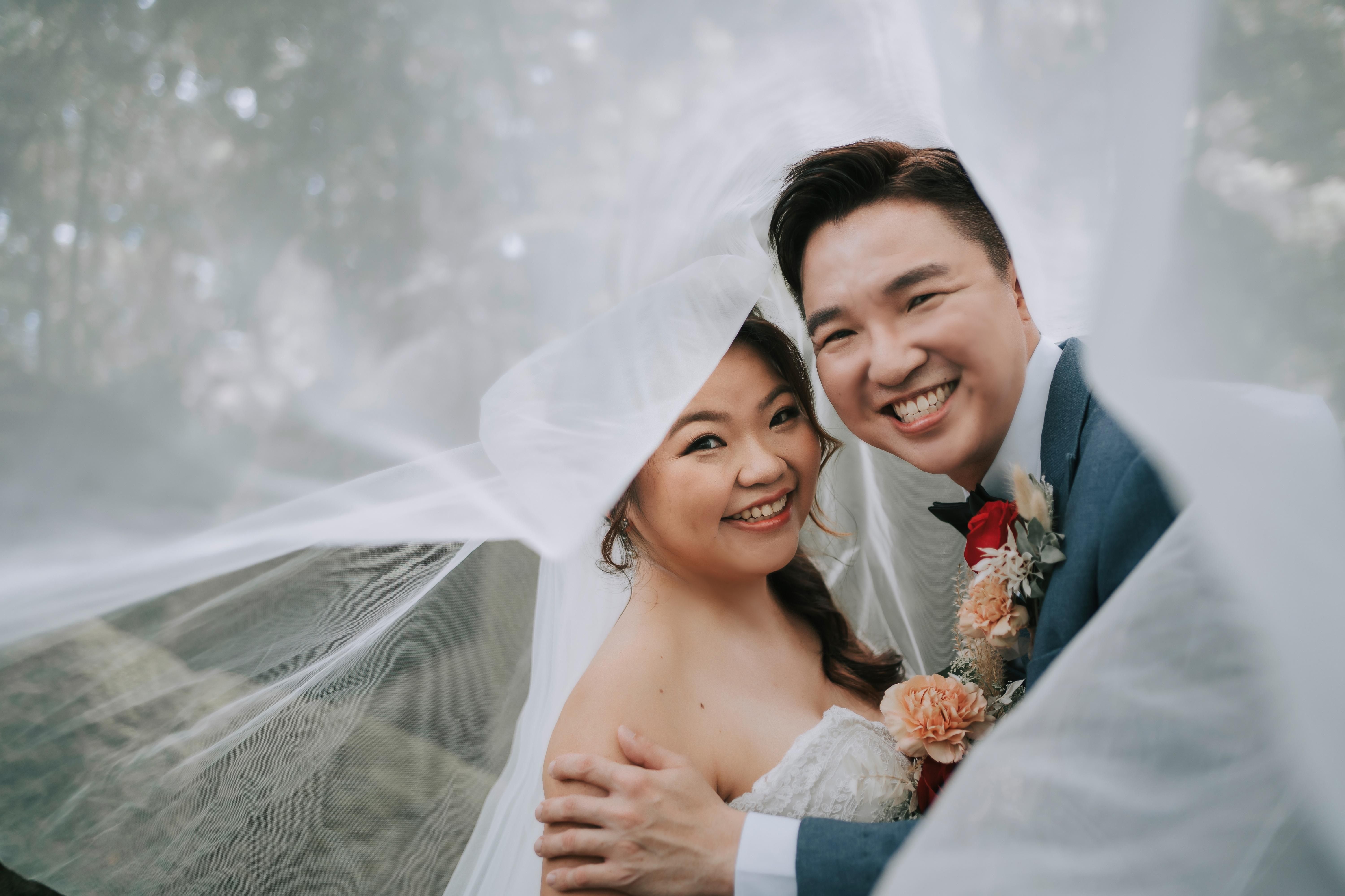 James Lee & Caryn Ng