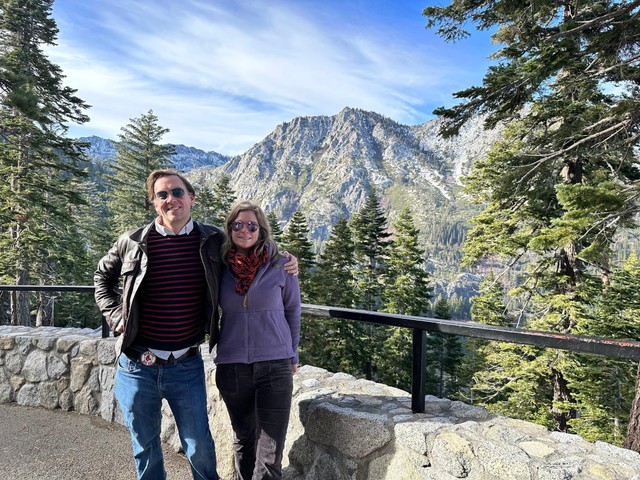 Robyn & Paul Get Hitched | Joy