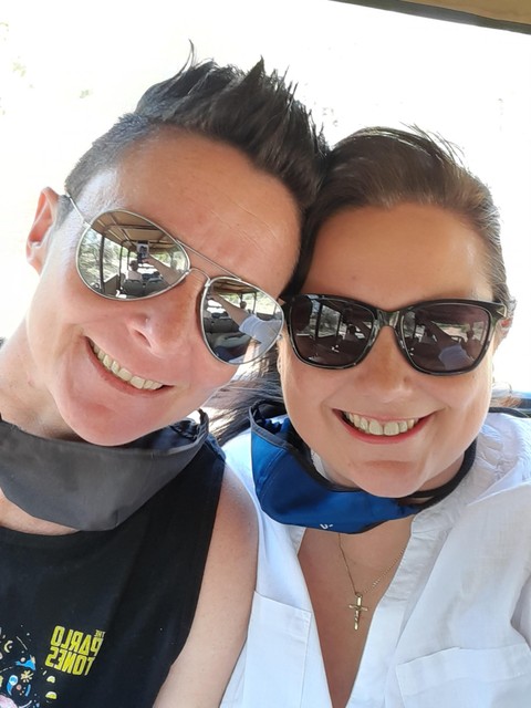 Bronwyn & Anni | Joy