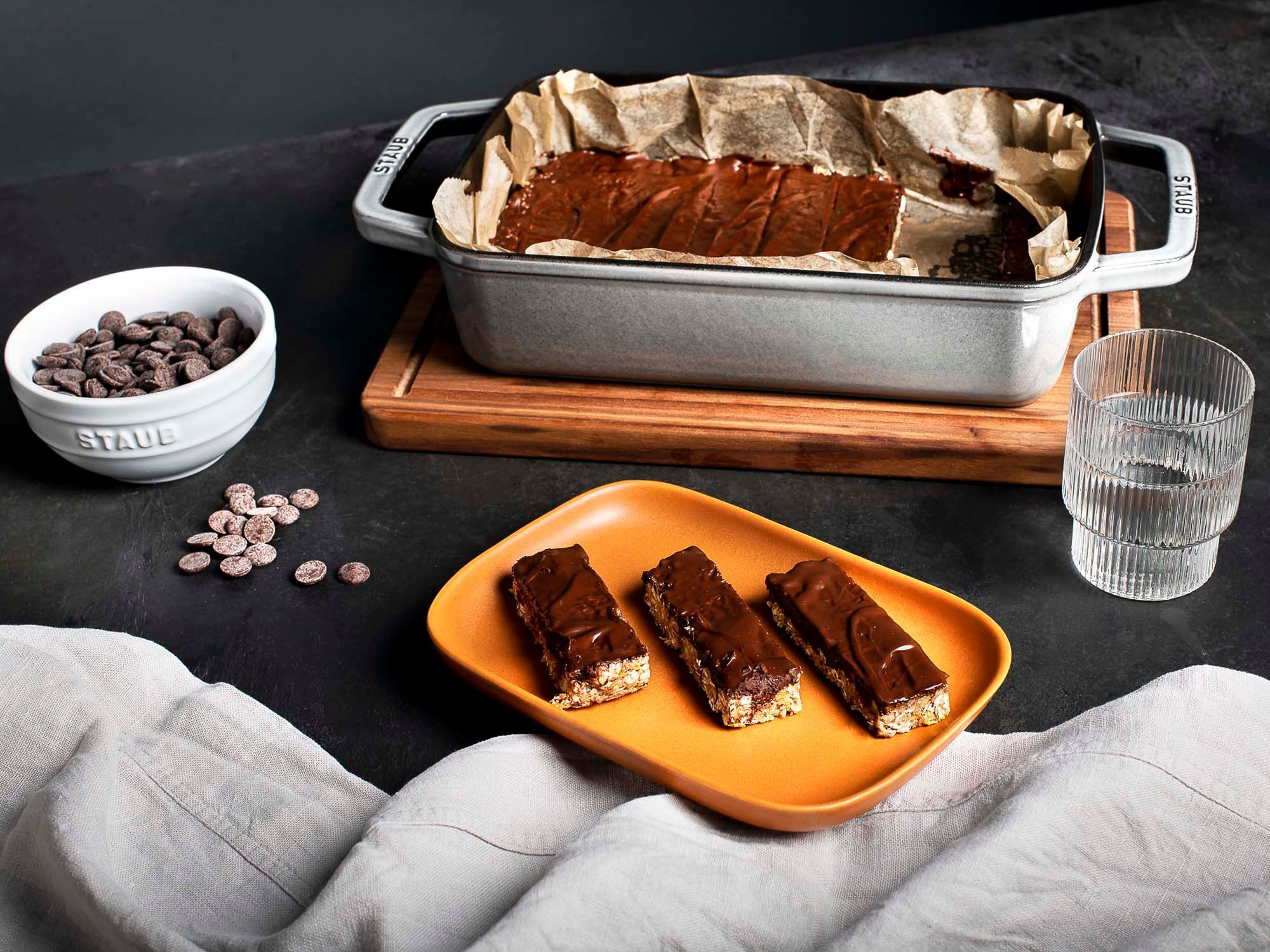 Staub Cast Iron Roasting Pan in Graphite Grey | Joy